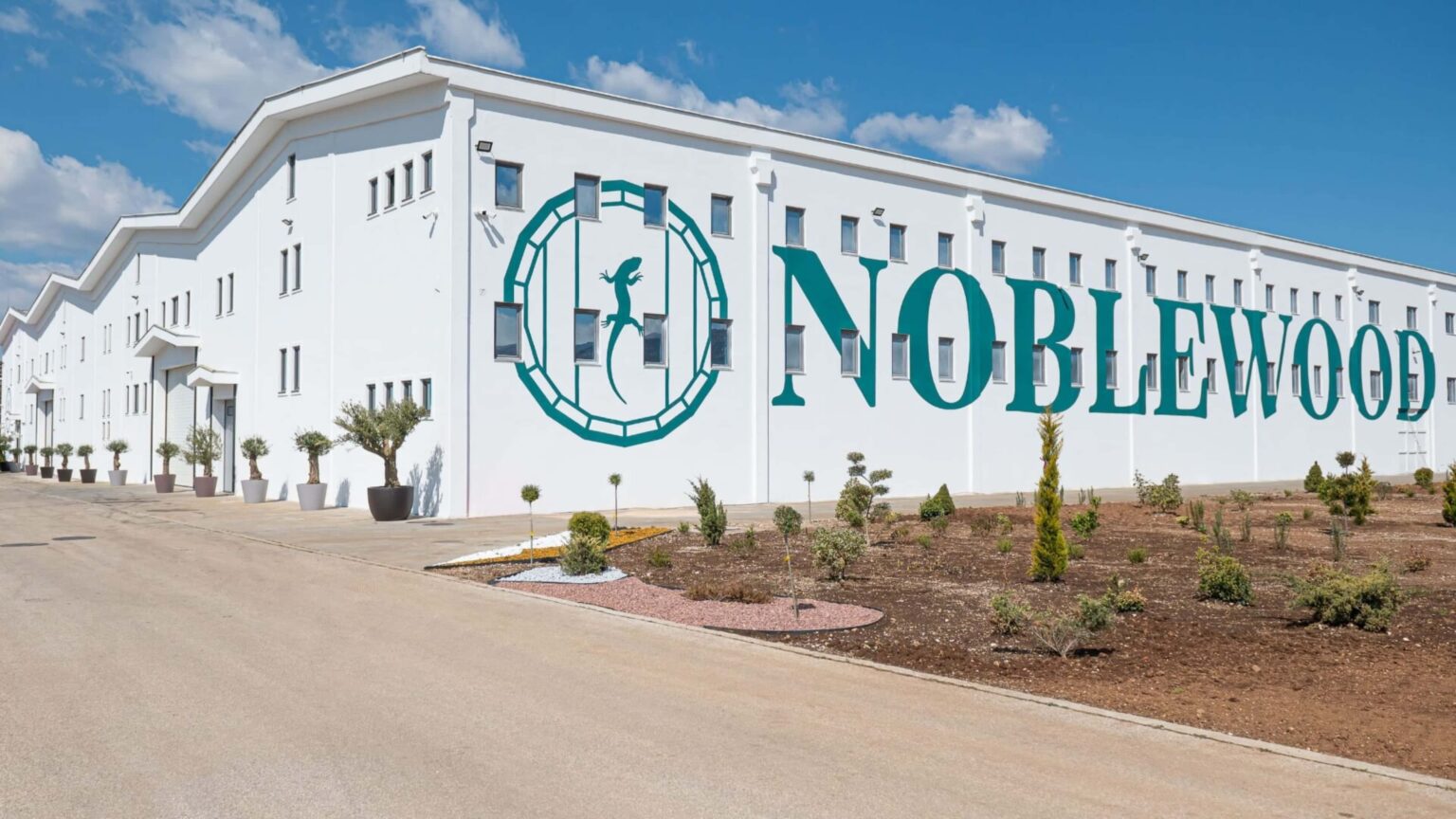 About Us - Noblewood